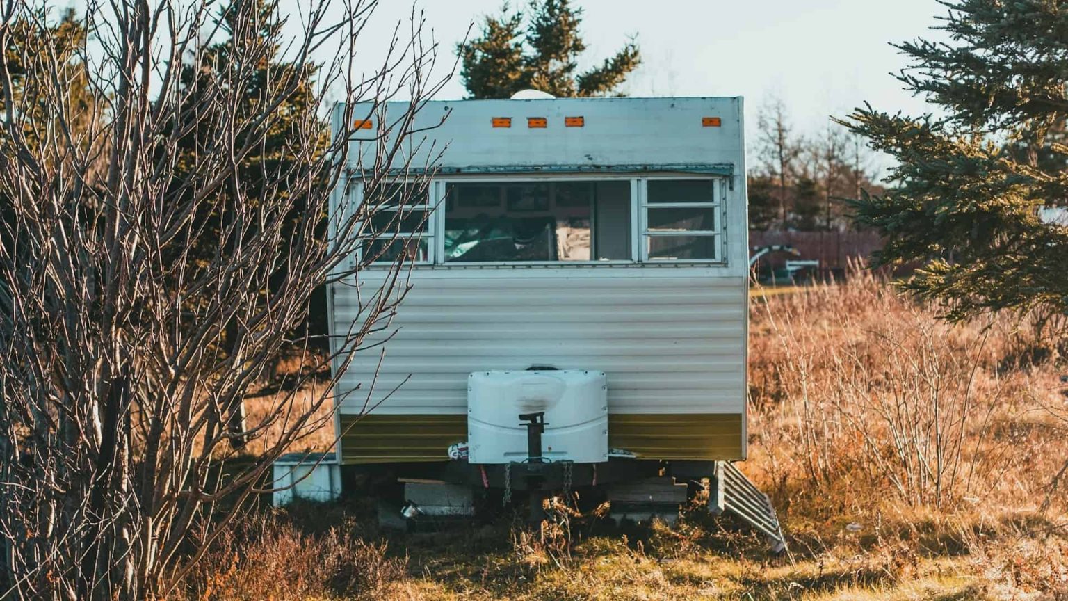 RV Salvage Yards In Arizona: What You Need To Know - CheapRV